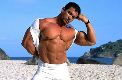 FITNESS & BEAUTY: SILVIO SANCHES